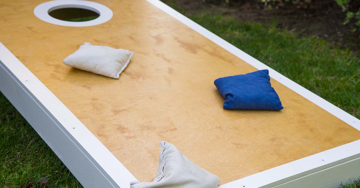 10 easy games to play with your family this summer